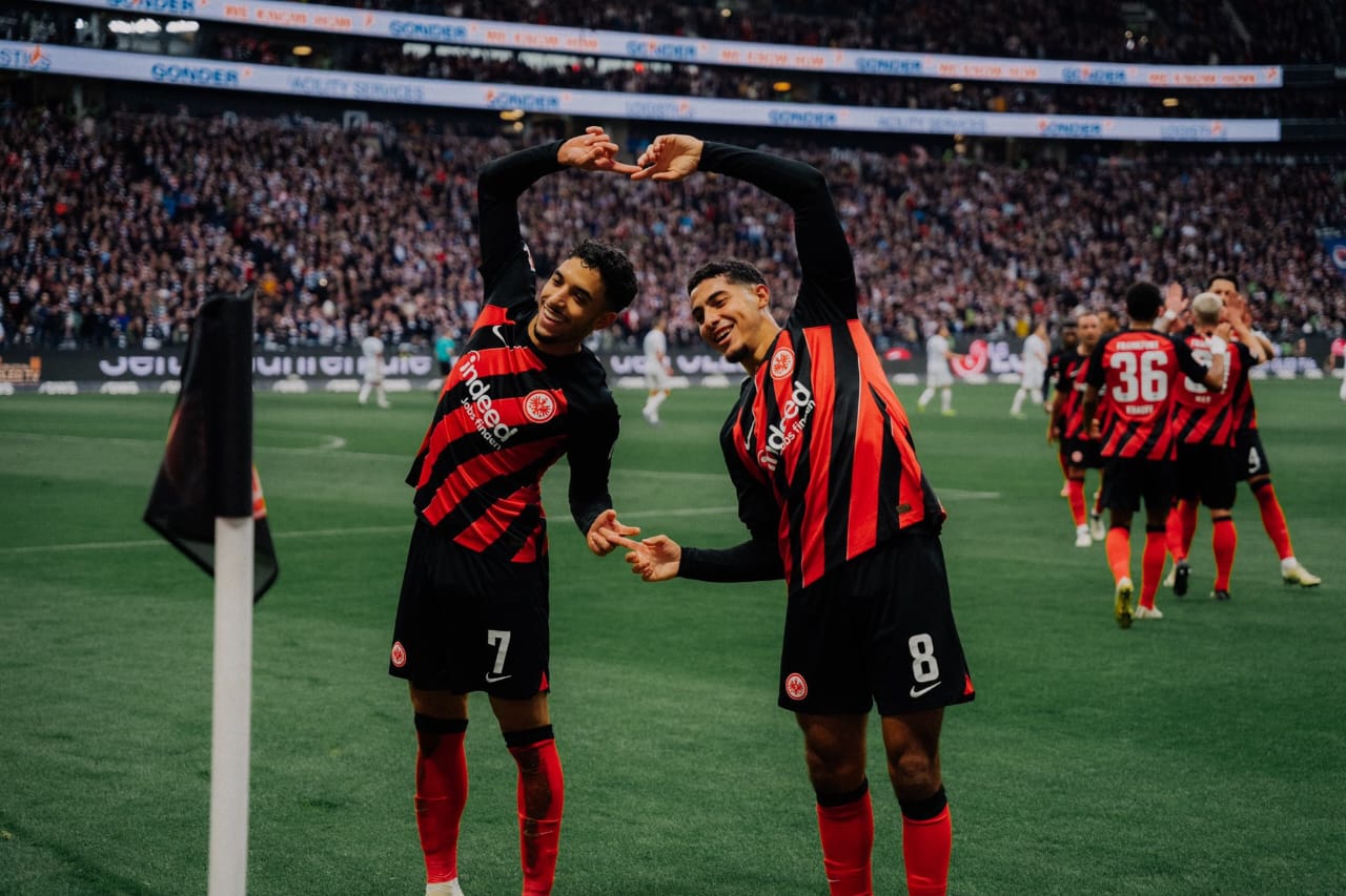 11 مساهمة.. أرقام مميزة لعمر مرموش في الدوري الألماني هذا الموسم